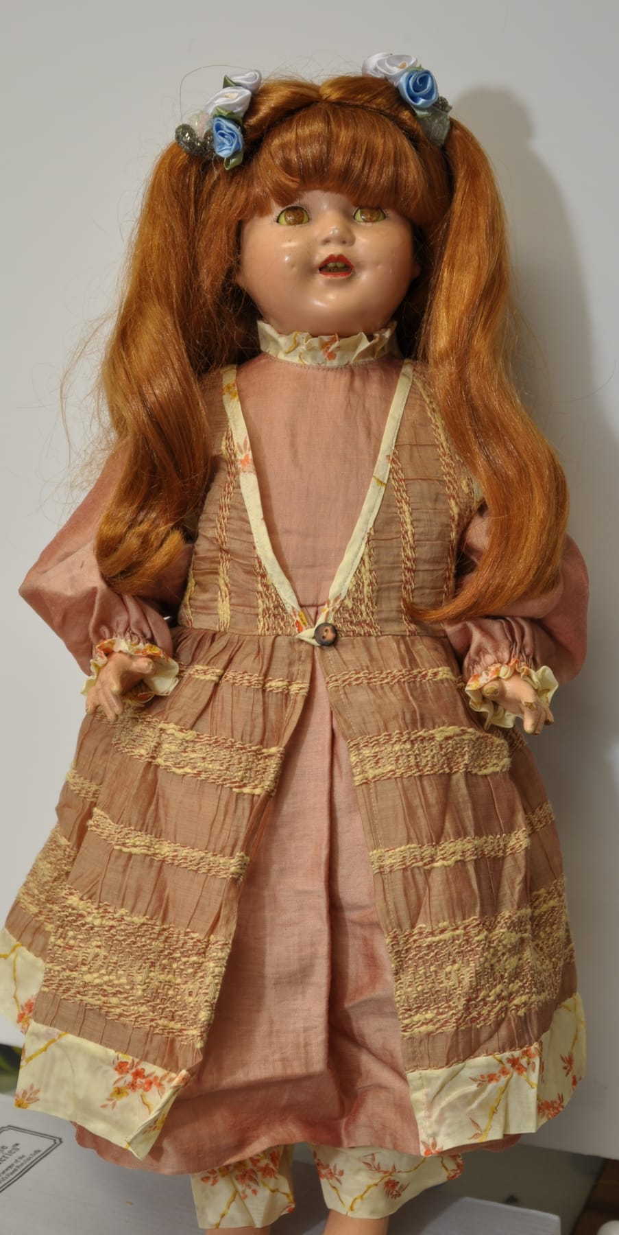 DP-Modelle 50 cm (24″-26″ doll) Crochet top dress with hat – Doll Peddlar