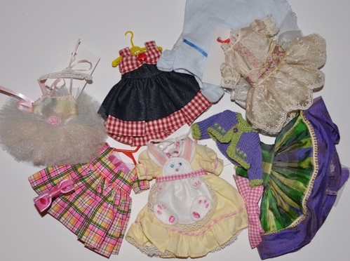 Car Hop Outfit 8″ MNB – Doll Peddlar