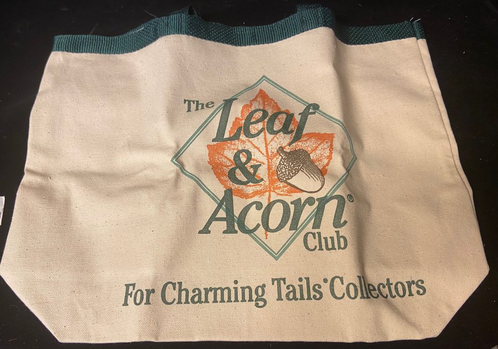 Charming Tails by Fitz and Floyd 1999 Club Member Kit – Doll Peddlar