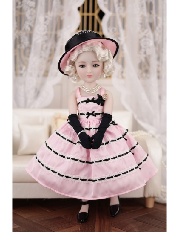 Ruby Red Fashion Friend MARVIS 14.5″ LE250 – Doll Peddlar