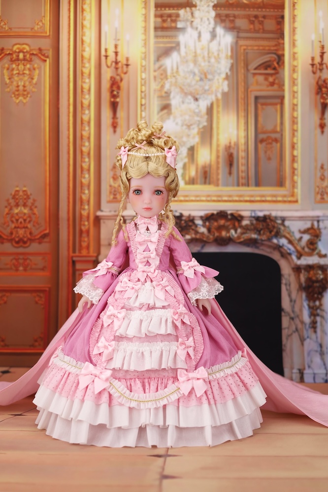 Ruby Red Fashion Friends Francesca, Rococo-Styled Fashion Doll. LE150 ...